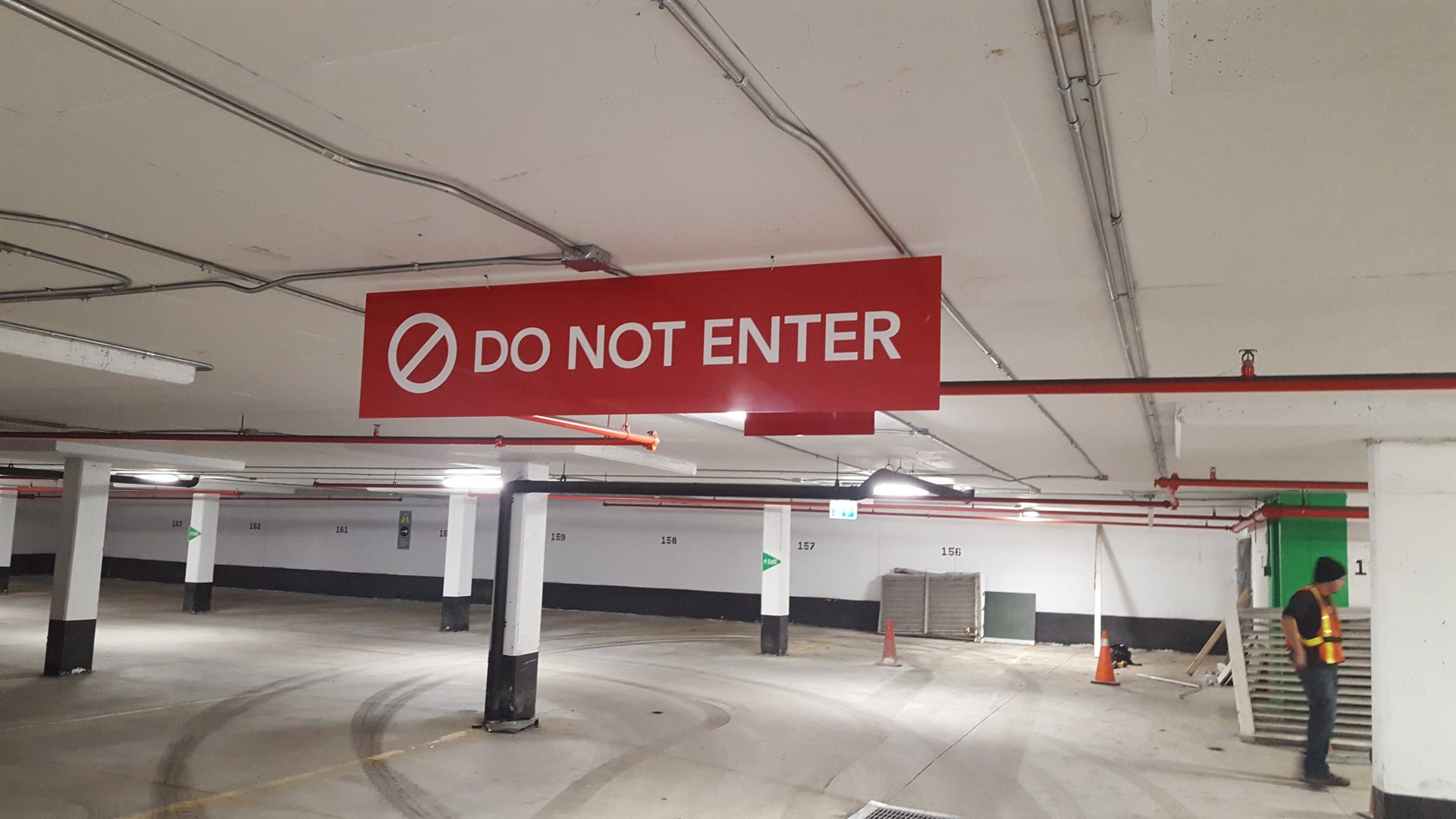 OnSite Signs | Portfolio of Custom Signage Solutions for Businesses